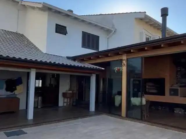 Casa / Sobrado para Venda em Porto Alegre/RS Sarandi 2 Quartos