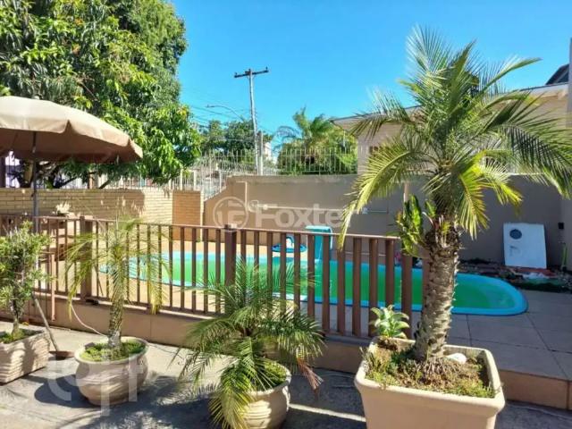 Casa / Sobrado para Venda em Porto Alegre/RS Sarandi 2 Quartos