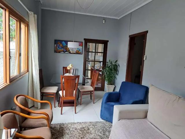 Casa / Sobrado para Venda em Porto Alegre/RS Sarandi 2 Quartos