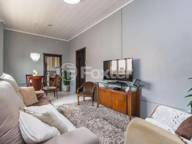 Casa / Sobrado para Venda em Porto Alegre/RS Sarandi 2 Quartos