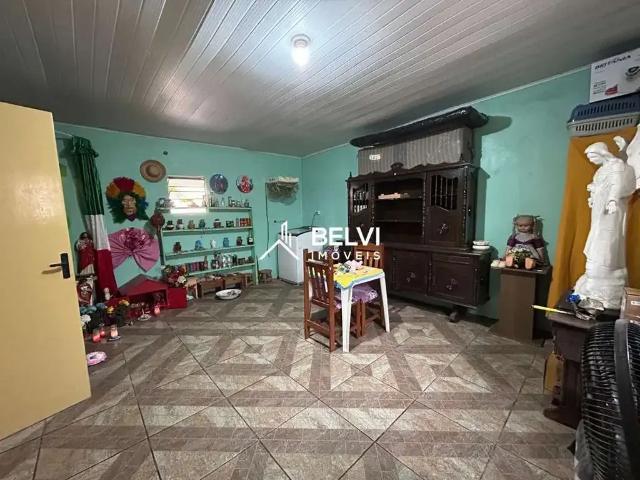 Casa / Sobrado para Venda em Porto Alegre/RS Sarandi 2 Quartos