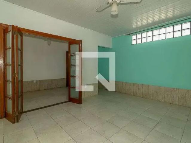 Casa / Sobrado para Venda em Porto Alegre/RS Sarandi 2 Quartos