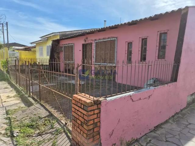 Casa / Sobrado para Venda em Porto Alegre/RS Sarandi 2 Quartos