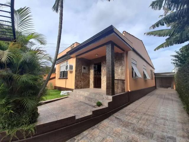 Casa / Sobrado para Venda em Porto Alegre/RS Sarandi 2 Quartos