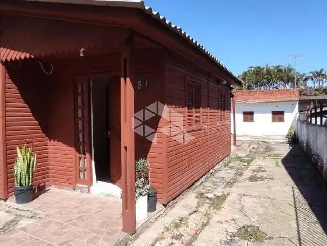 Casa / Sobrado para Venda em Porto Alegre/RS Sarandi 2 Quartos