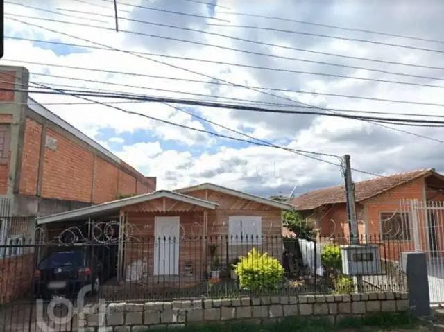 Casa / Sobrado para Venda em Porto Alegre/RS Sarandi 2 Quartos