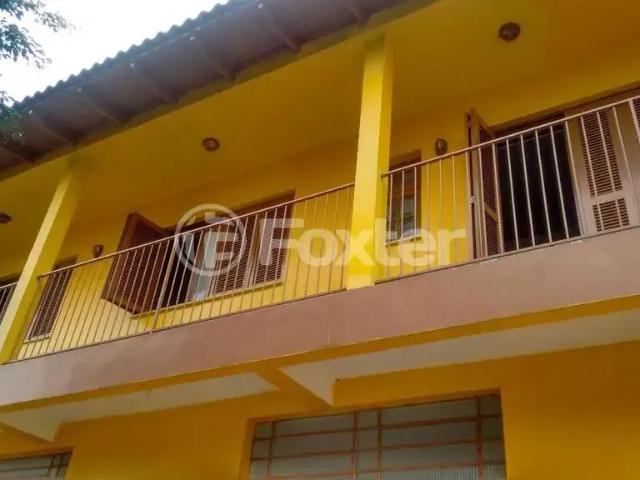 Casa / Sobrado para Venda em Porto Alegre/RS Sarandi 3 Quartos