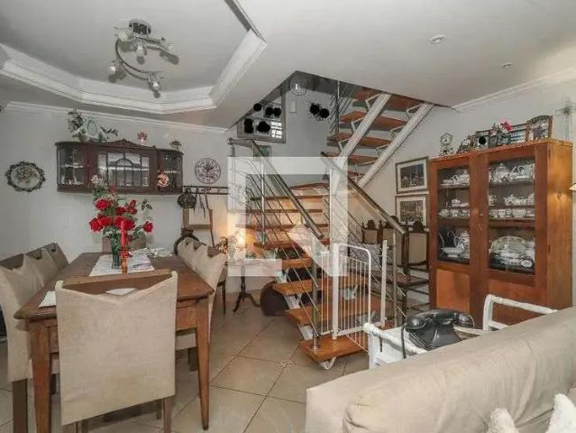 Casa / Sobrado para Venda em Porto Alegre/RS Sarandi 3 Quartos