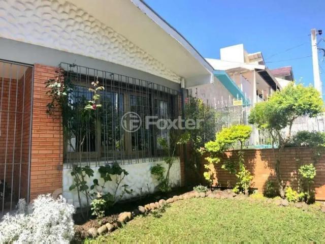 Casa / Sobrado para Venda em Porto Alegre/RS Sarandi 3 Quartos