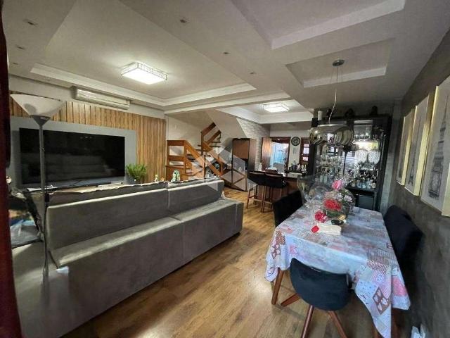 Casa / Sobrado para Venda em Porto Alegre/RS Sarandi 3 Quartos