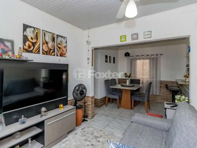 Casa / Sobrado para Venda em Porto Alegre/RS Sarandi 3 Quartos