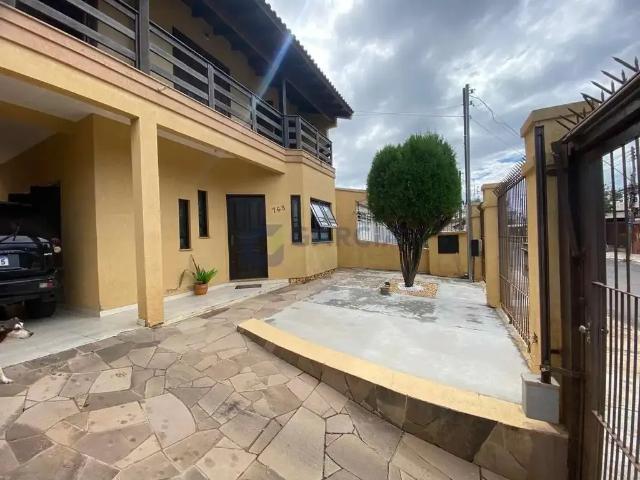 Casa / Sobrado para Venda em Porto Alegre/RS Sarandi 3 Quartos