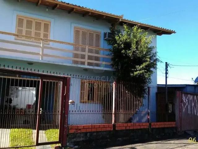 Casa / Sobrado para Venda em Porto Alegre/RS Sarandi 3 Quartos