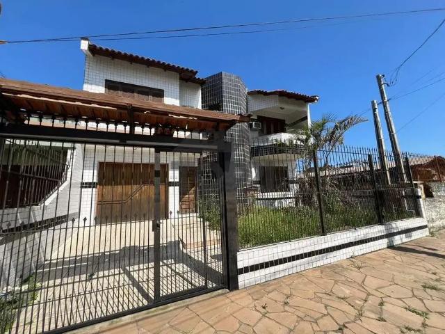 Casa / Sobrado para Venda em Porto Alegre/RS Sarandi 3 Quartos