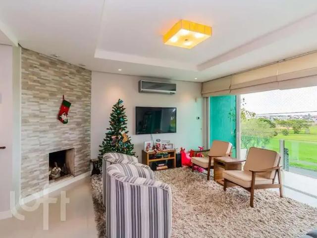 Casa / Sobrado para Venda em Porto Alegre/RS Sarandi 3 Quartos
