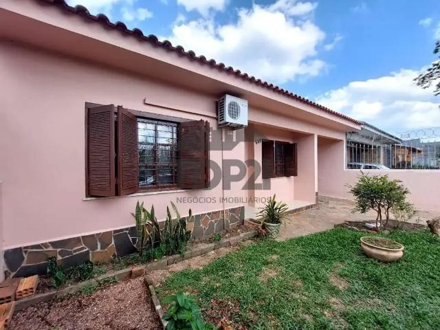 Casa / Sobrado para Venda em Porto Alegre/RS Sarandi 3 Quartos