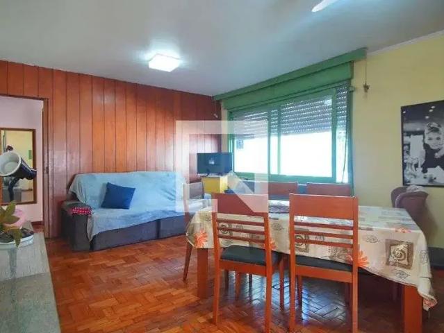 Casa / Sobrado para Venda em Porto Alegre/RS Sarandi 3 Quartos