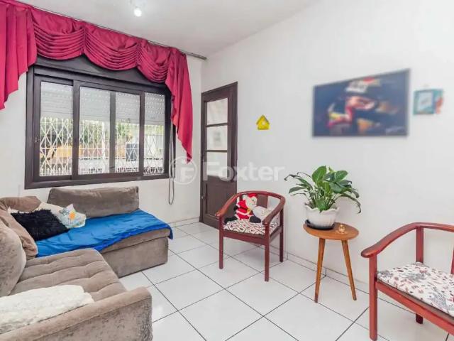 Casa / Sobrado para Venda em Porto Alegre/RS Sarandi 3 Quartos