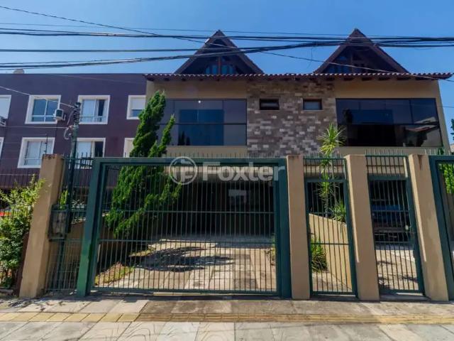 Casa / Sobrado para Venda em Porto Alegre/RS Sarandi 3 Quartos