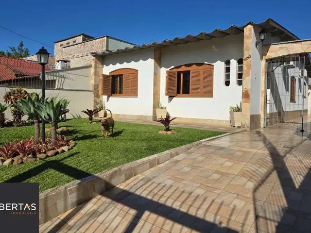 Casa / Sobrado para Venda em Porto Alegre/RS Sarandi 3 Quartos