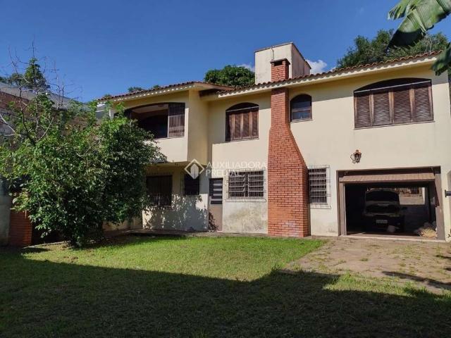 Casa / Sobrado para Venda em Porto Alegre/RS Sarandi 3 Quartos