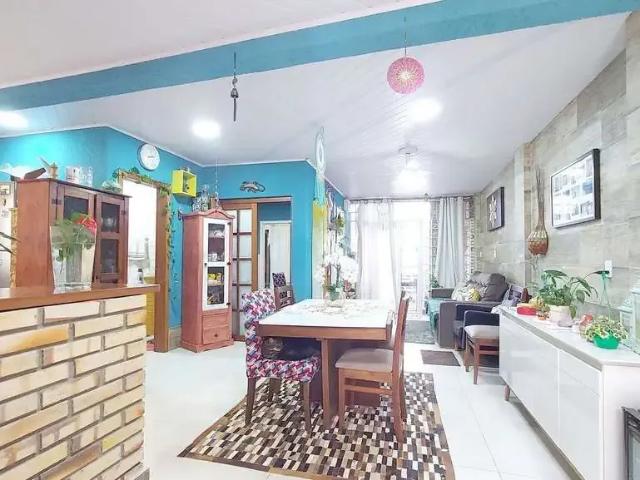 Casa / Sobrado para Venda em Porto Alegre/RS Sarandi 3 Quartos