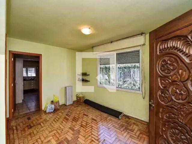 Casa / Sobrado para Venda em Porto Alegre/RS Sarandi 3 Quartos