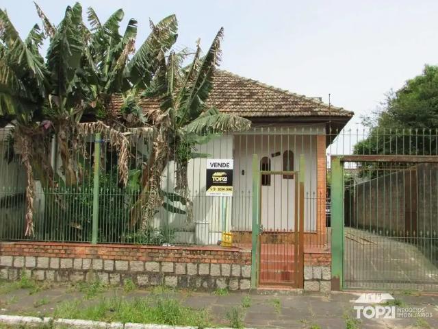 Casa / Sobrado para Venda em Porto Alegre/RS Sarandi 3 Quartos