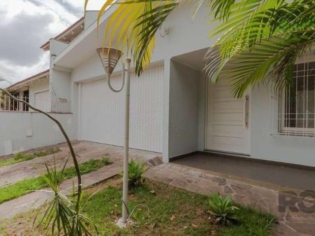 Casa / Sobrado para Venda em Porto Alegre/RS Sarandi 3 Quartos