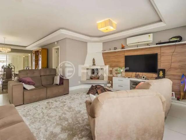 Casa / Sobrado para Venda em Porto Alegre/RS Sarandi 3 Quartos