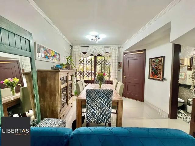 Casa / Sobrado para Venda em Porto Alegre/RS Sarandi 3 Quartos