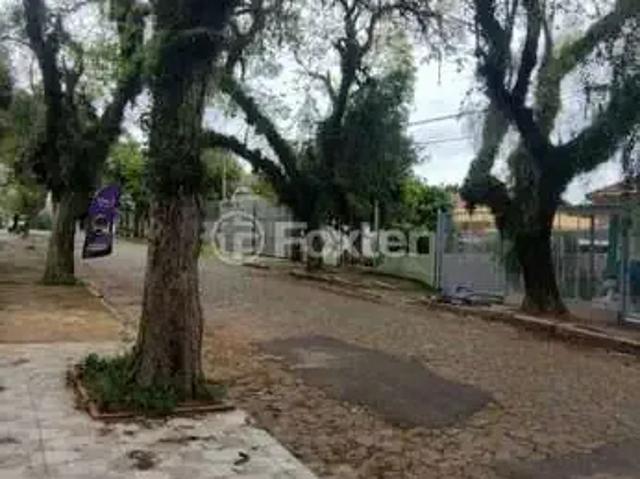 Casa / Sobrado para Venda em Porto Alegre/RS Sarandi 3 Quartos