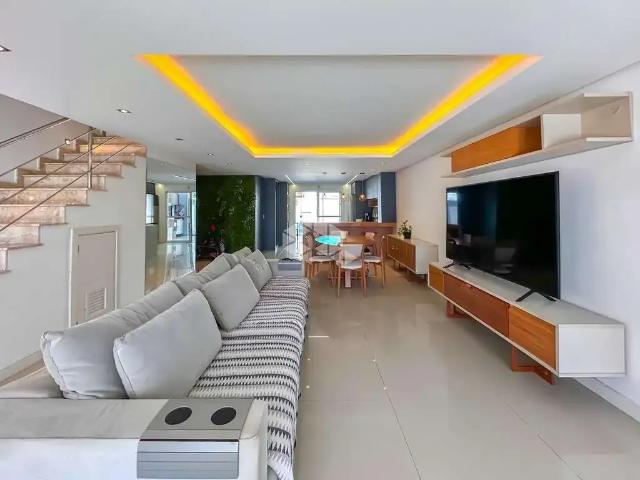 Casa / Sobrado para Venda em Porto Alegre/RS Sarandi 3 Quartos