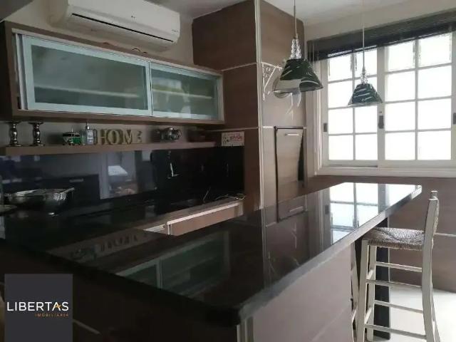 Casa / Sobrado para Venda em Porto Alegre/RS Sarandi 3 Quartos