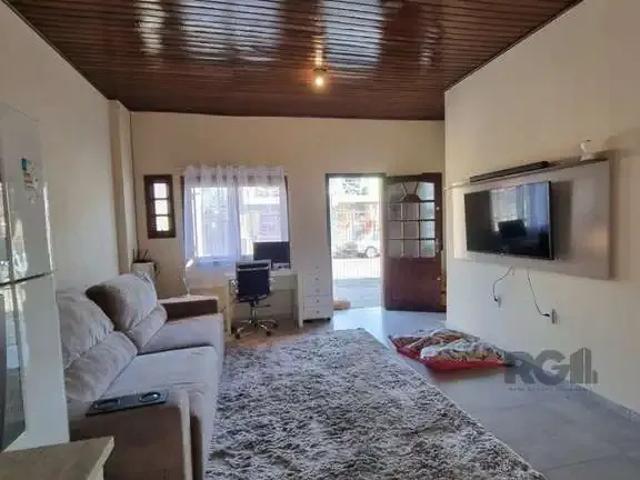 Casa / Sobrado para Venda em Porto Alegre/RS Sarandi 3 Quartos