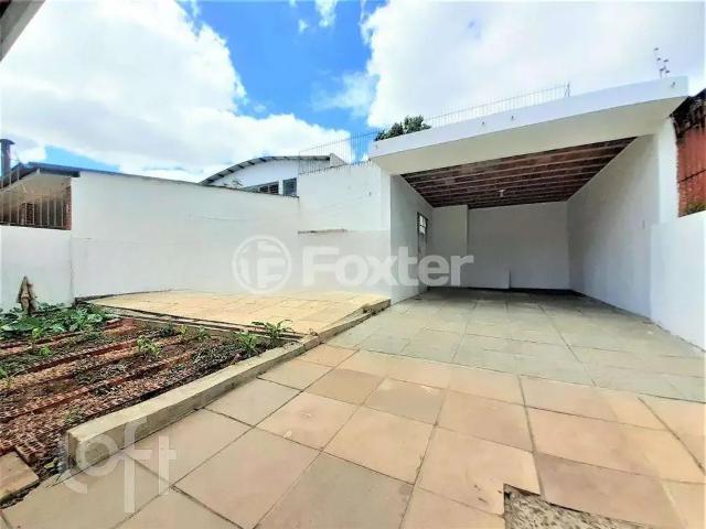 Casa / Sobrado para Venda em Porto Alegre/RS Sarandi 3 Quartos