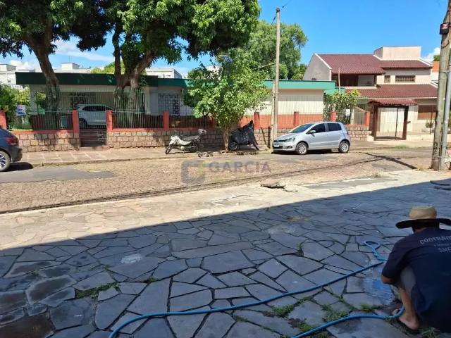 Casa / Sobrado para Venda em Porto Alegre/RS Sarandi 3 Quartos
