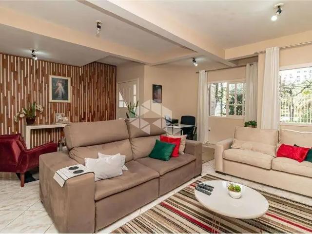 Casa / Sobrado para Venda em Porto Alegre/RS Sarandi 3 Quartos