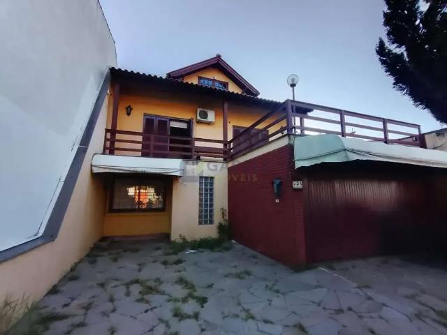 Casa / Sobrado para Venda em Porto Alegre/RS Sarandi 3 Quartos