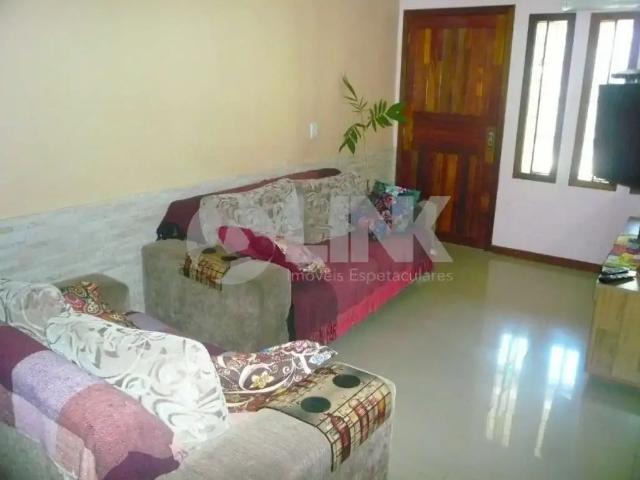 Casa / Sobrado para Venda em Porto Alegre/RS Sarandi 3 Quartos
