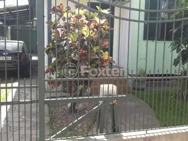 Casa / Sobrado para Venda em Porto Alegre/RS Sarandi 3 Quartos