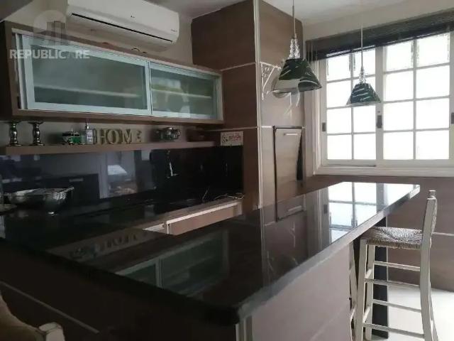 Casa / Sobrado para Venda em Porto Alegre/RS Sarandi 3 Quartos
