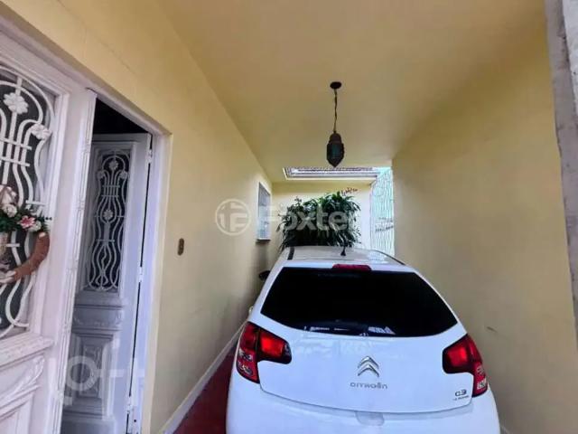 Casa / Sobrado para Venda em Porto Alegre/RS Sarandi 3 Quartos
