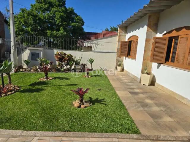 Casa / Sobrado para Venda em Porto Alegre/RS Sarandi 3 Quartos