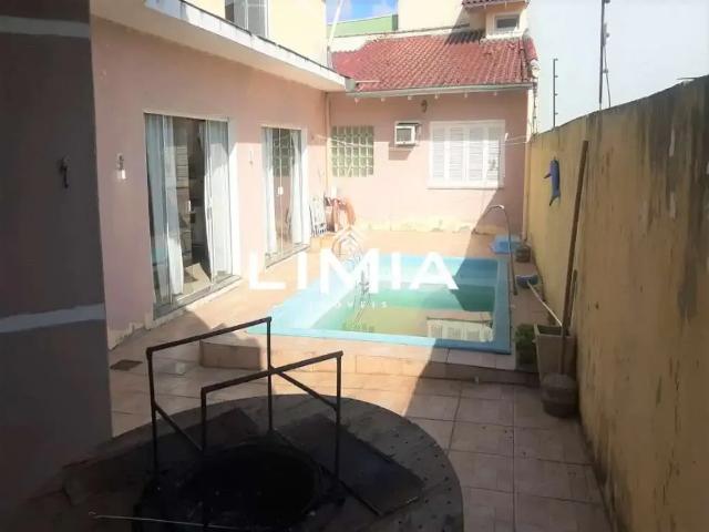 Casa / Sobrado para Venda em Porto Alegre/RS Sarandi 3 Quartos