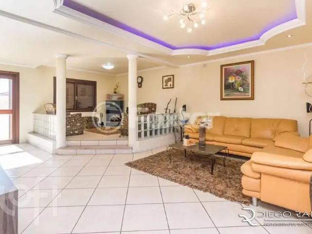 Casa / Sobrado para Venda em Porto Alegre/RS Sarandi 3 Quartos