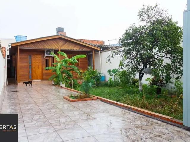 Casa / Sobrado para Venda em Porto Alegre/RS Sarandi 3 Quartos
