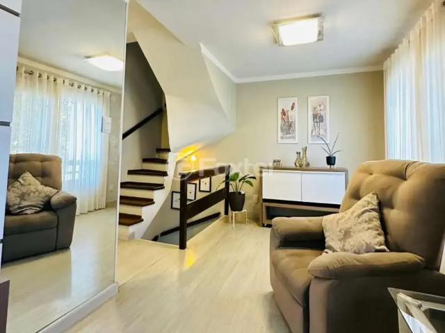 Casa / Sobrado para Venda em Porto Alegre/RS Sarandi 3 Quartos