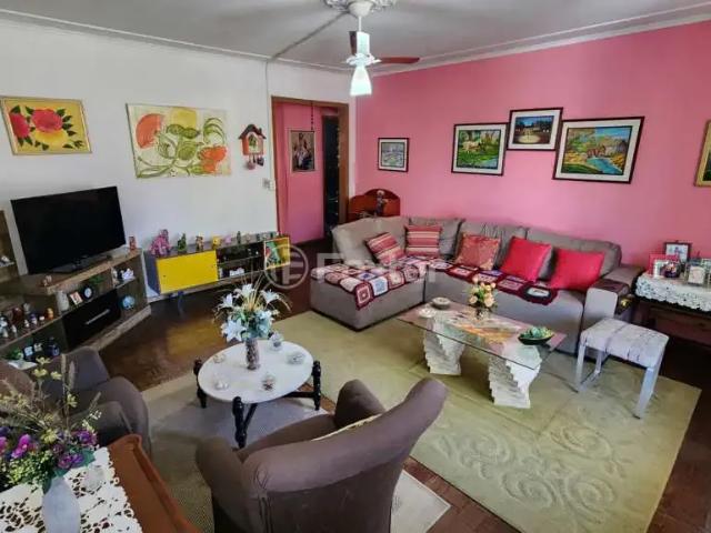 Casa / Sobrado para Venda em Porto Alegre/RS Sarandi 3 Quartos