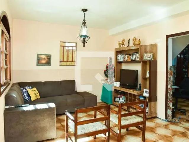 Casa / Sobrado para Venda em Porto Alegre/RS Sarandi 3 Quartos